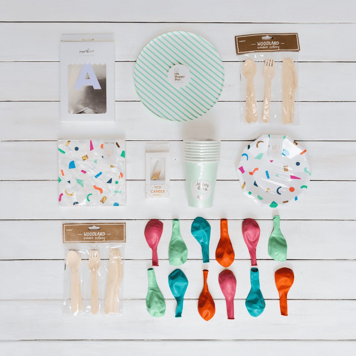 Birthday Abroad Box + Free Banner – Boxfetti.ae